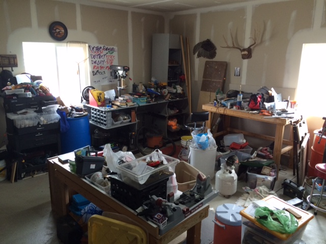 How to Organize Your Workbench – The Art of Being Disheveled (by Tiny ...